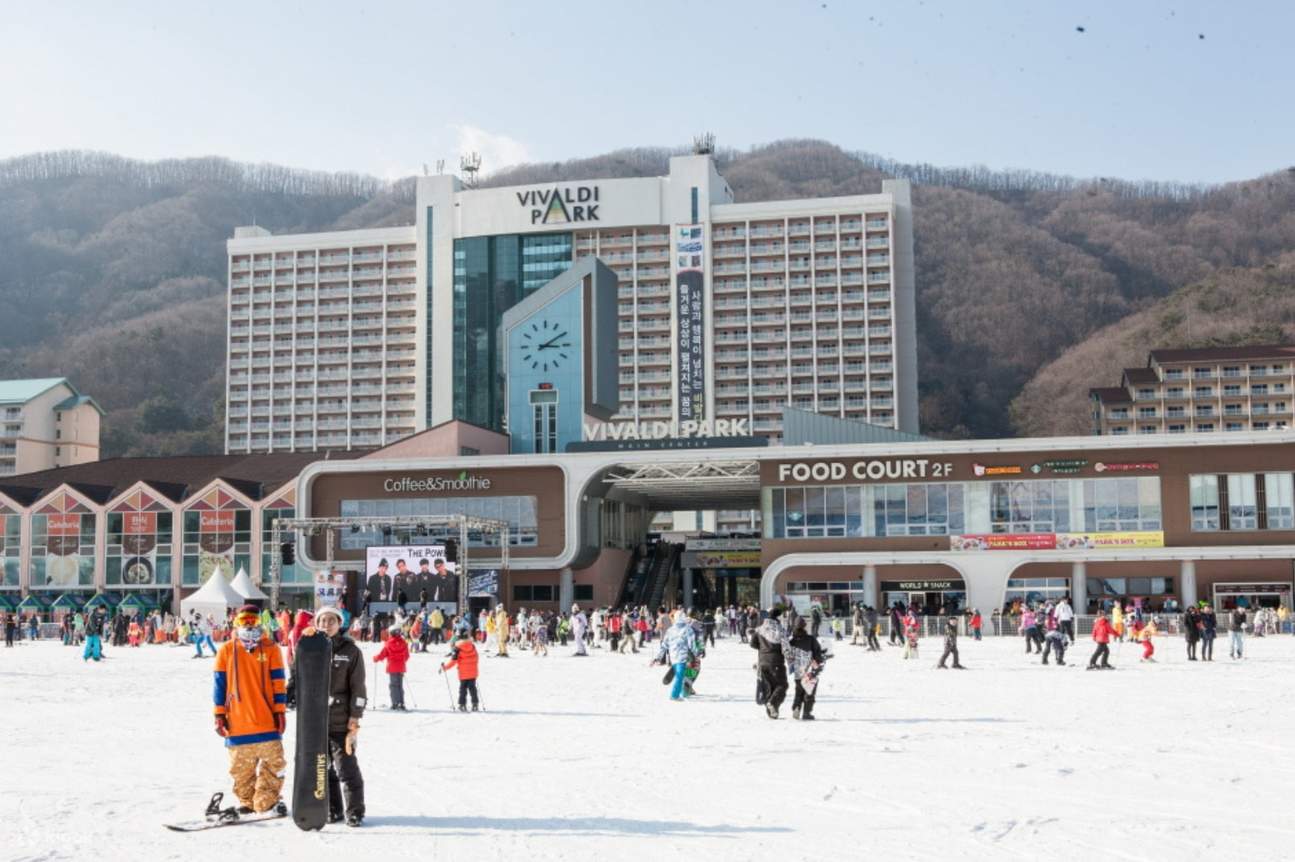 Ski and Sled Adventure at Sono Belle Vivaldi Resort 2N1D Tour - Klook