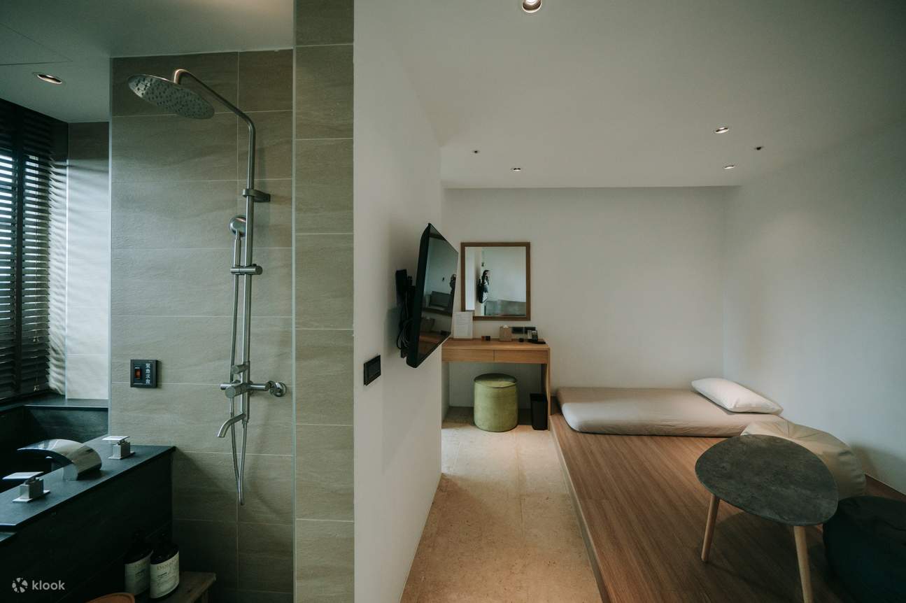 Beitou: Beitou Grand Hotel Independent Hot Spring House - Klook