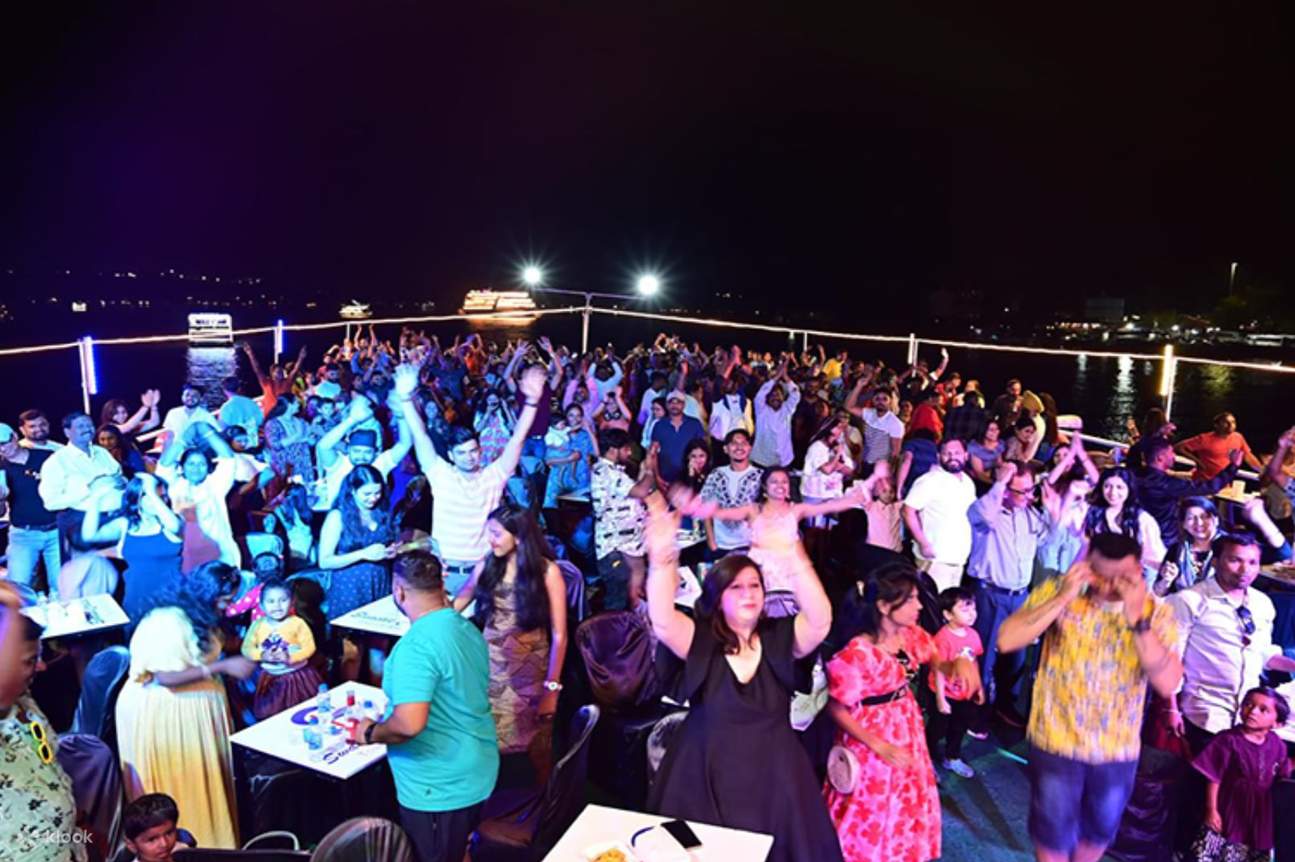 Goa Swastik : Croisière avec dîner et animations - Klook France