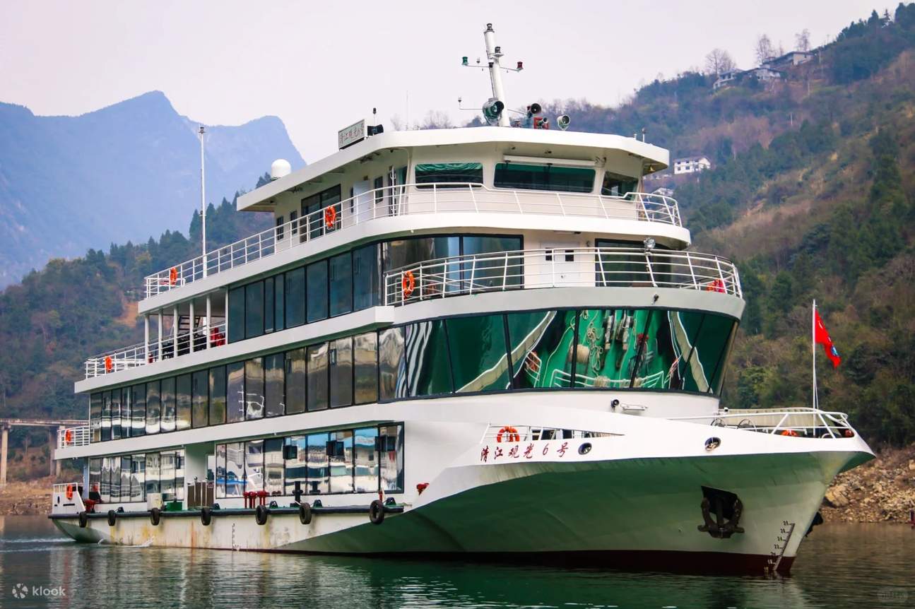 Enshi Daqing River Cruise Day Tour (1 person per group + door-to-door ...