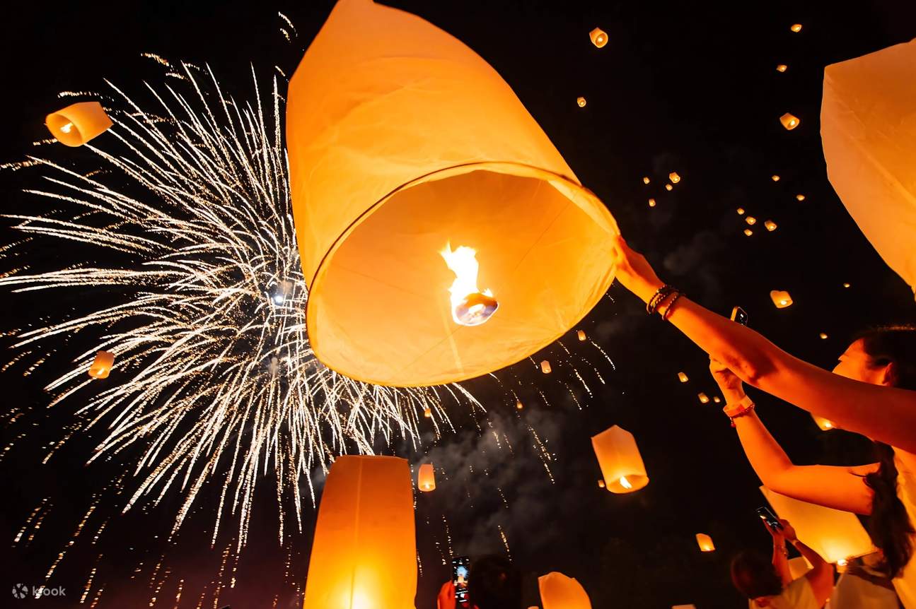 Trải nghiệm Lễ hội đèn lồng Chiang Mai Yi Peng 2025 - Klook Việt Nam