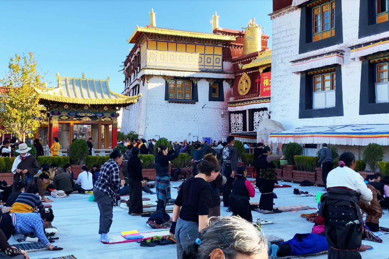 Eine ausführliche, reine Spieltour von Lhasa nach Kathmandu für 7 Tage ...