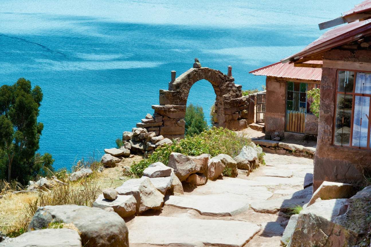 Immerse Yourself in Andean Culture: Lake Titicaca Full Day Tour to Uros ...