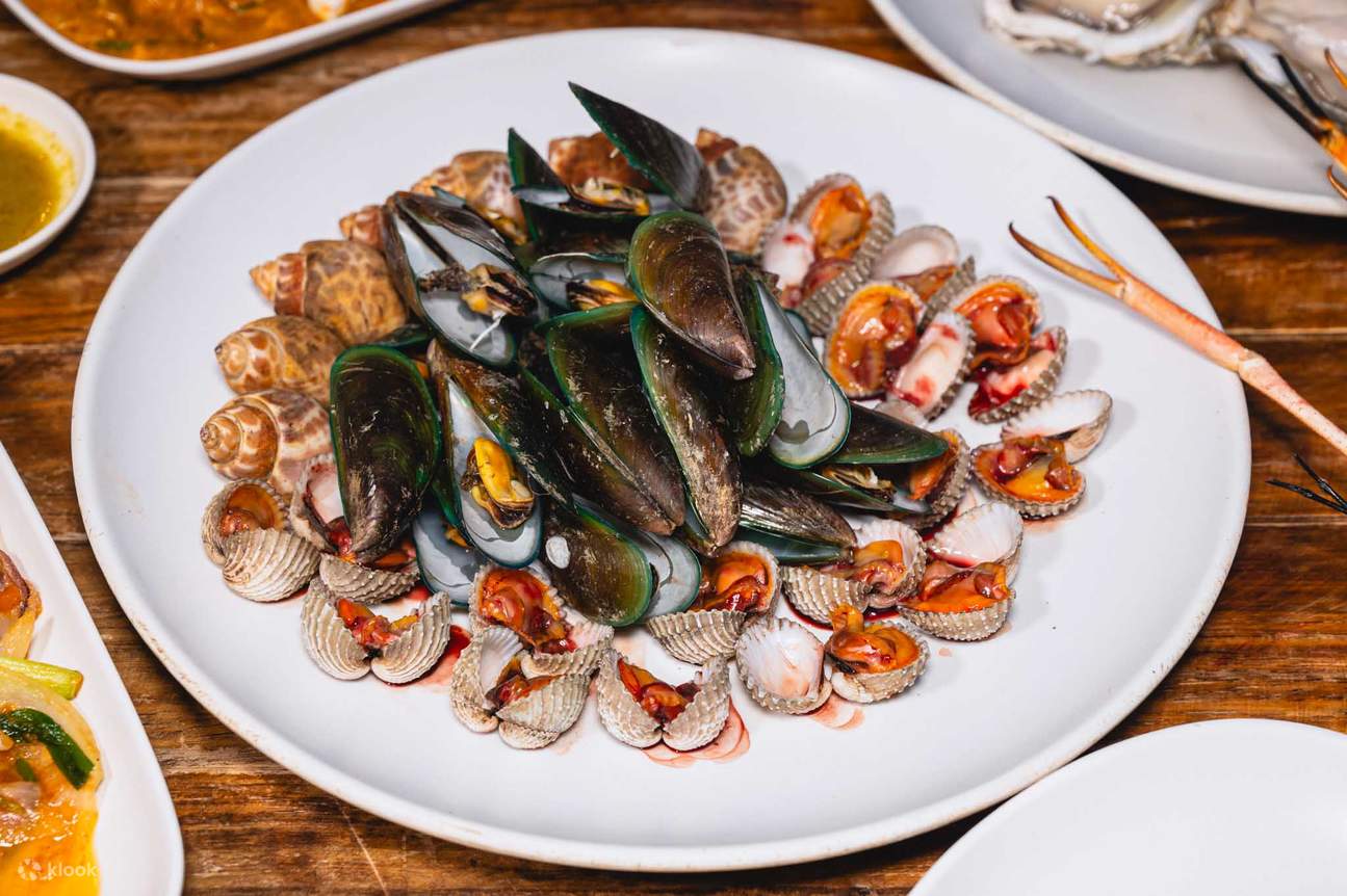 Pasar Huamum Staneemeehoi - Klook Indonesia