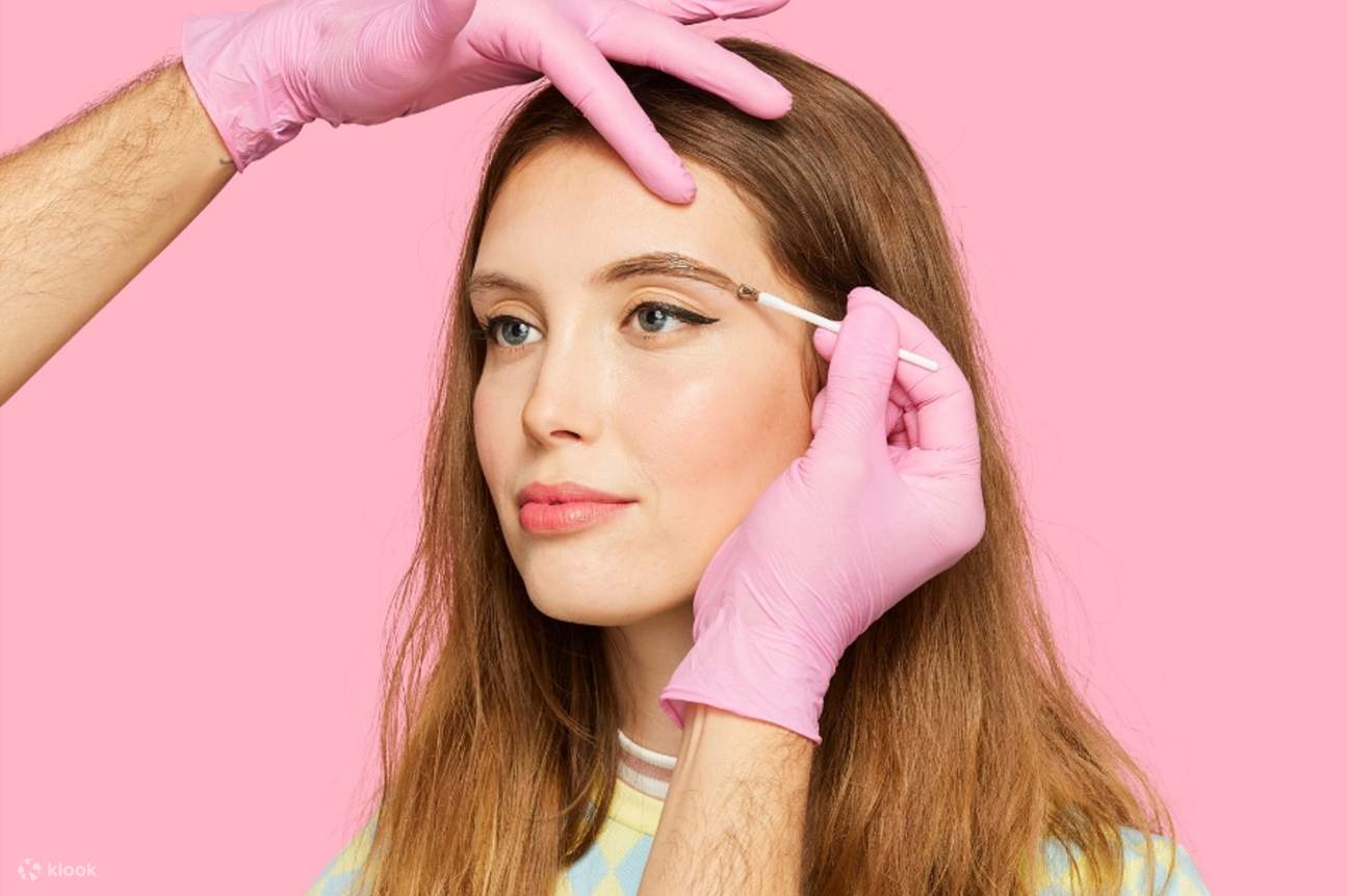 Benefit Cosmetics - Eyebrow Tinting | Professional Eyebrow Shaping ...