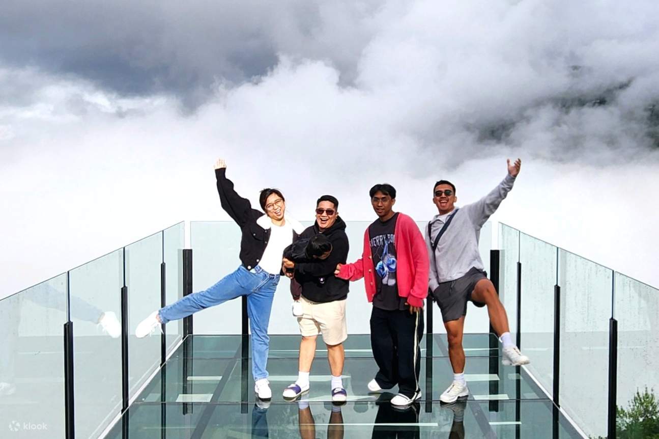 Glass and Kingdoms Tour in Baguio - Klook United Kingdom