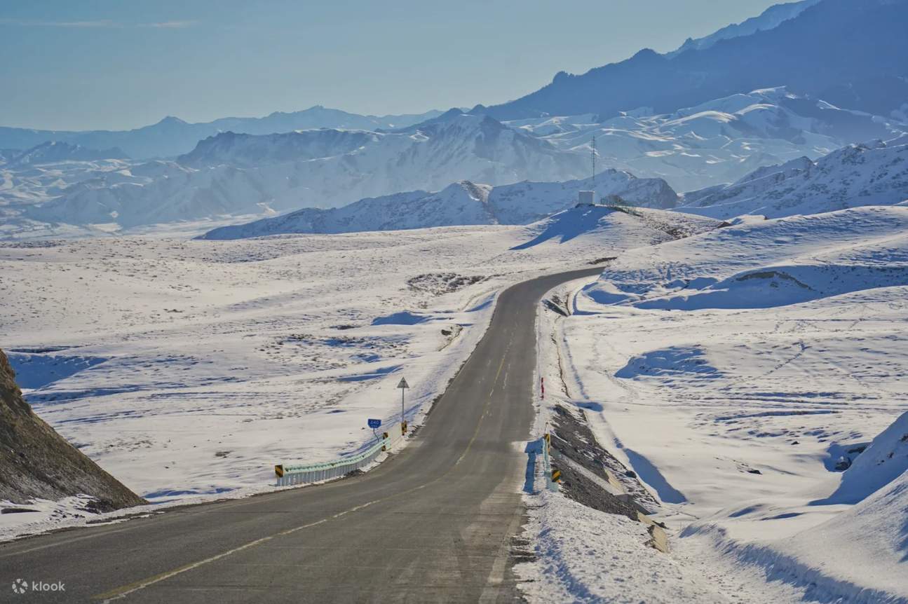 Excursion d'une journée au départ d'Urumqi, Xinjiang (Plateforme d ...
