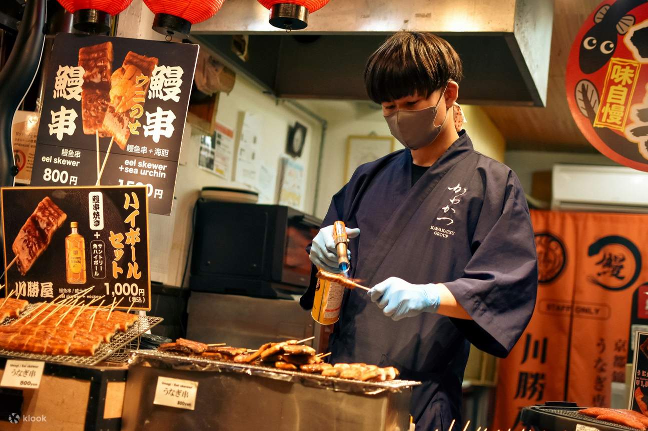 Osaka Kuromon Market and Sennichimae Shopping Street Food Tour - 2 h ...