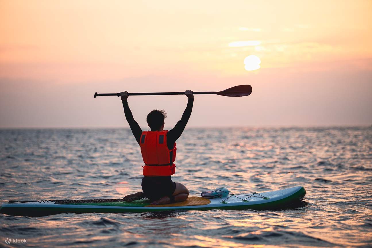 New Taipei City Gongliao Dragon Cave SUP experience - Klook Hong Kong