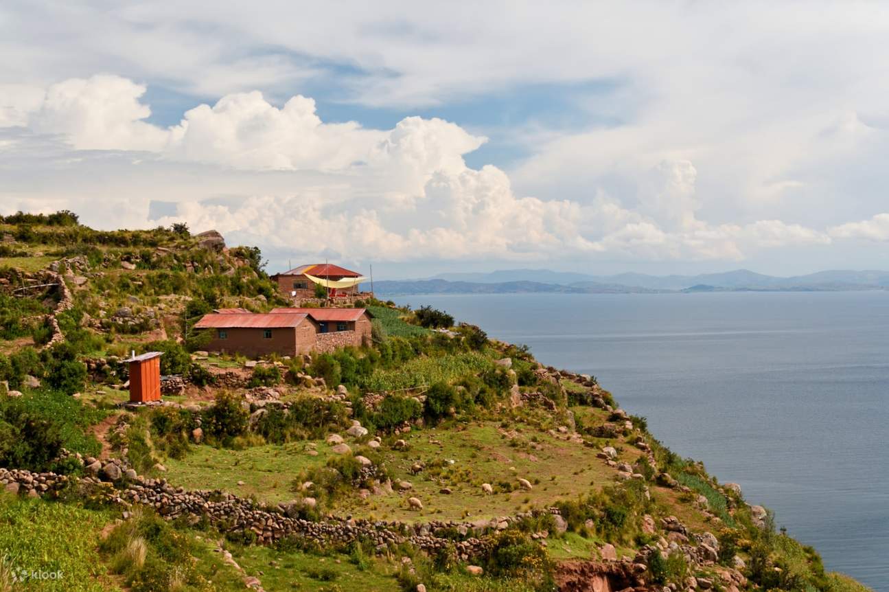 Explore Lake Titicaca in Peru: Uros, Amantani Island, and Taquile ...