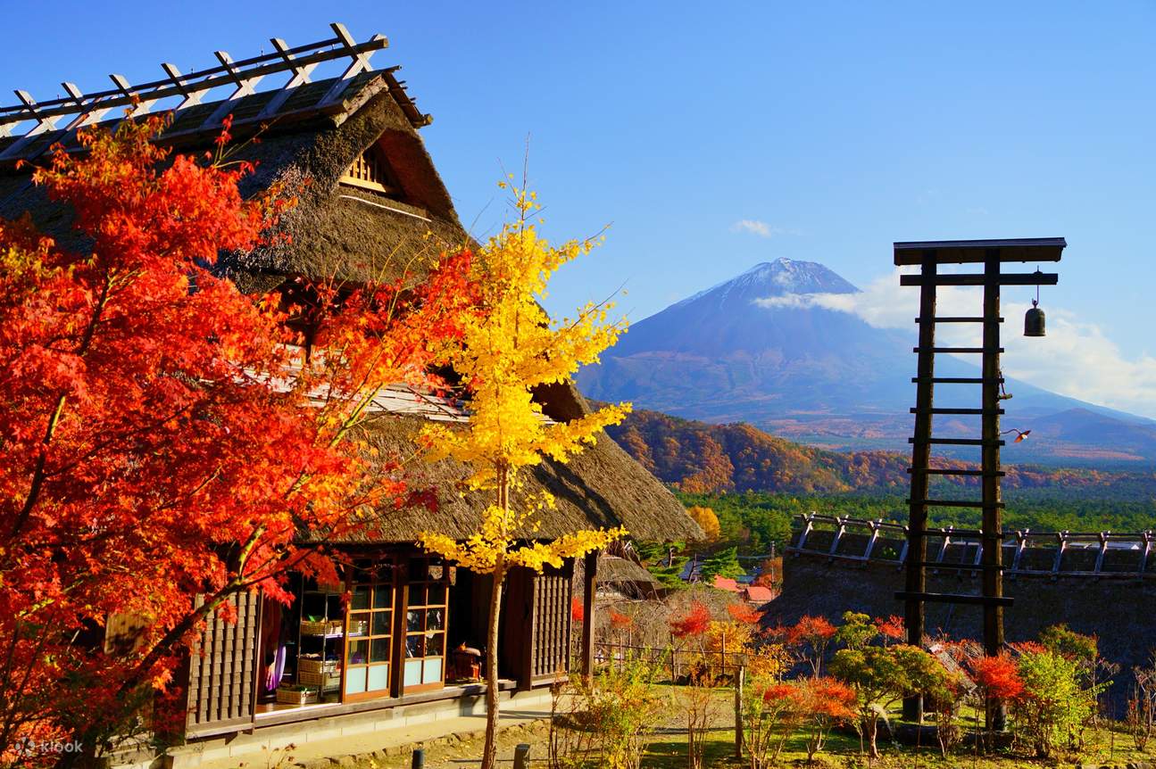 Online booking for a day trip to Yamanashi Mount Fuji Arakurayama ...