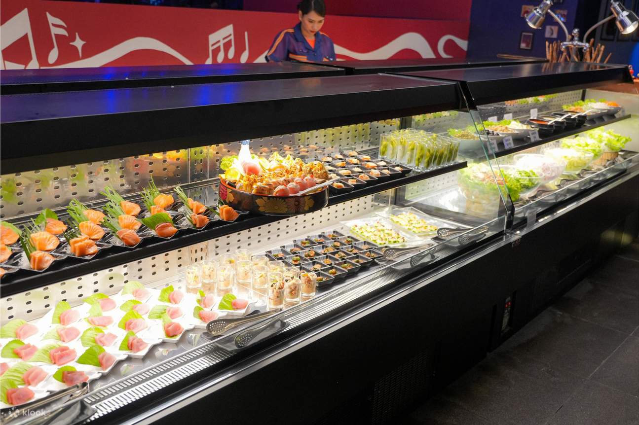 VPop Live in Ayala Malls Manila Bay - Klook United Kingdom