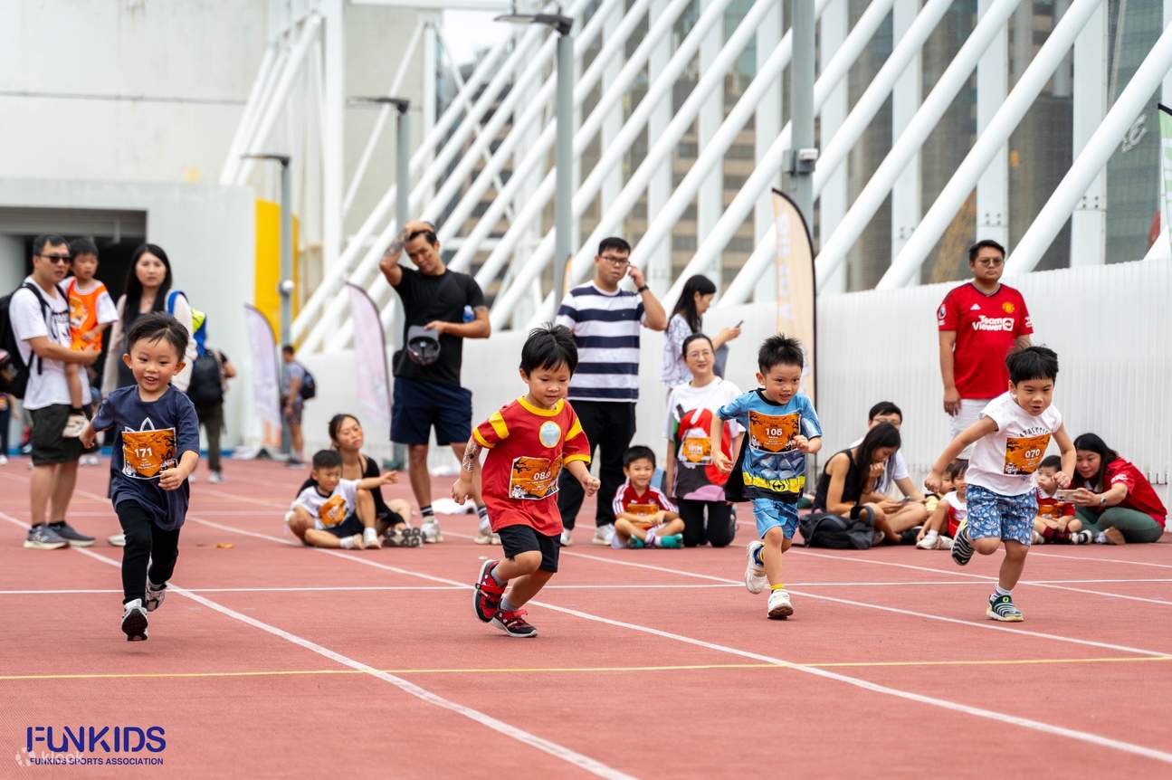FunKids Easter Egg Hunt & Fun Run - Klook Amerika Syarikat