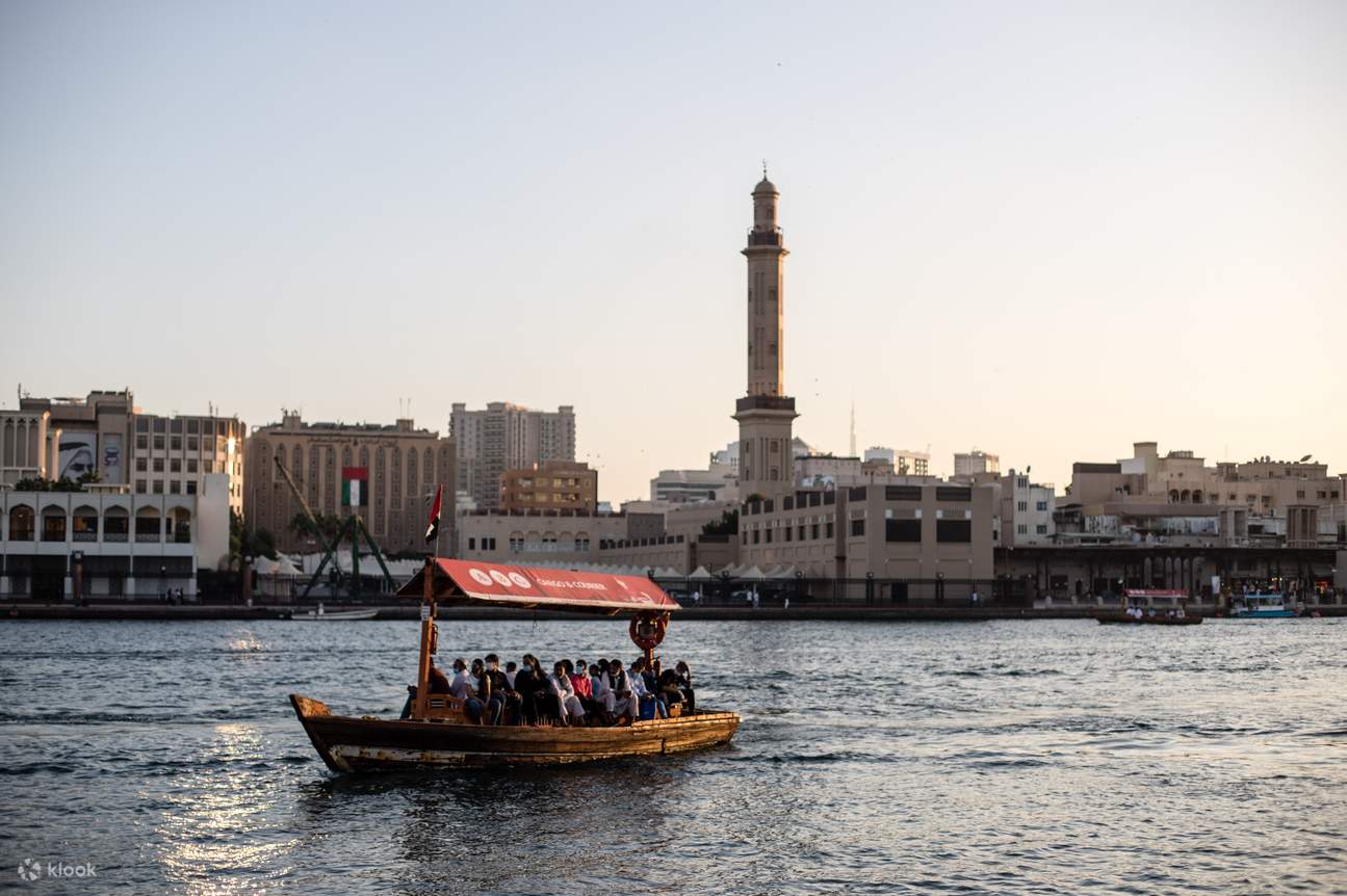 Esplora l'Aladdin Tour di Dubai: Musei, Souk, Street Food e Tour ...