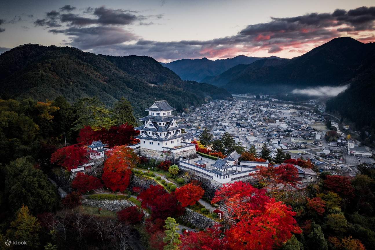 Gujo Hachiman & Bokuka no Sato Snow Resort + Onsen Day Trip - Klook The ...