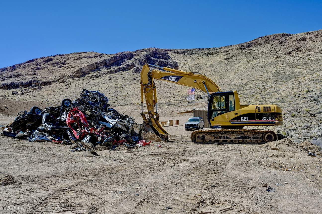 Join In Smash And Grab with A Earthmover Experience in Las Vegas - Klook