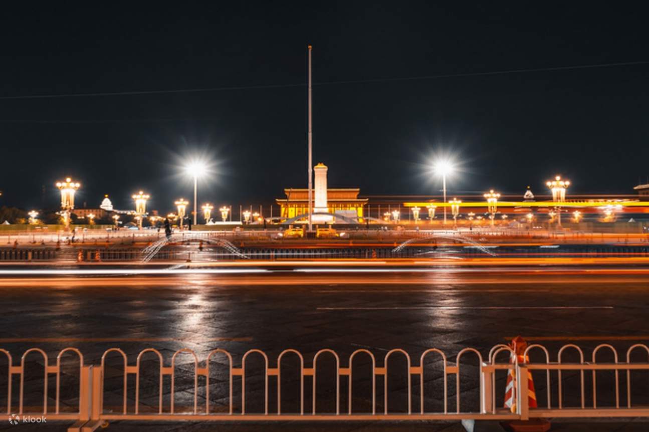 Beijing Night View Citywalk: Tiananmen Square + Qianmen Street ...