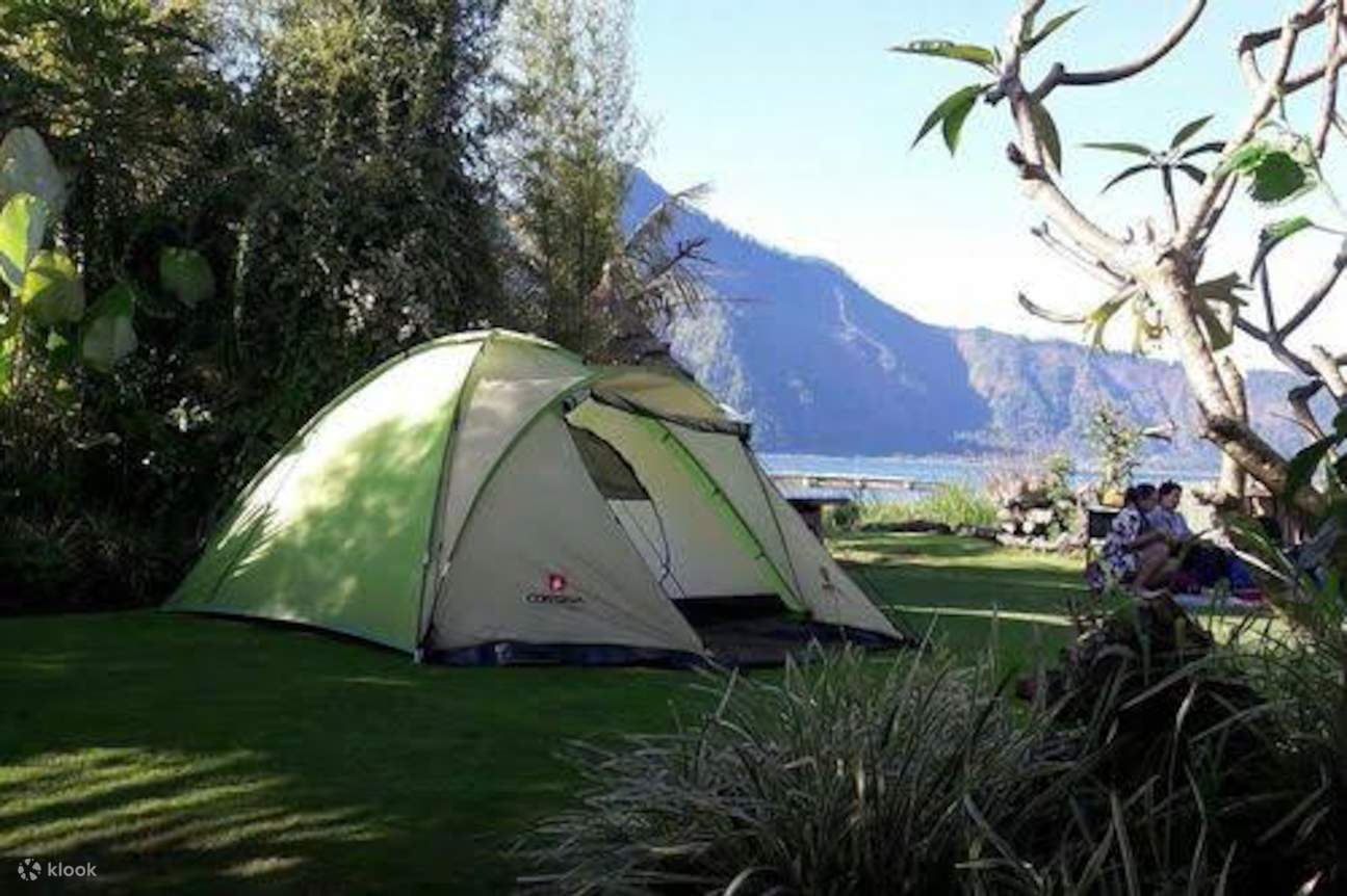 Camping Tepi Danau dengan Opsional Sunrise Trekking, Hot Spring ...