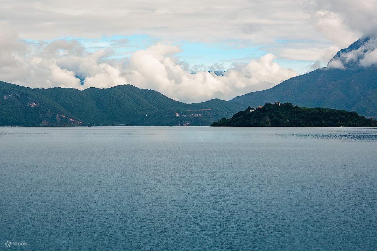 5-day luxury tour of Lugu Lake in Shangri-La, Lijiang, Yunnan (stay ...