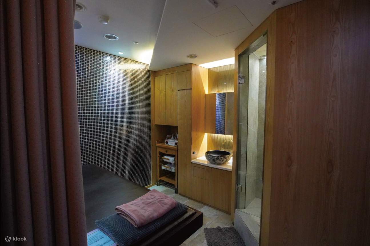 Professional Waxing Service in Gangnam - Klook