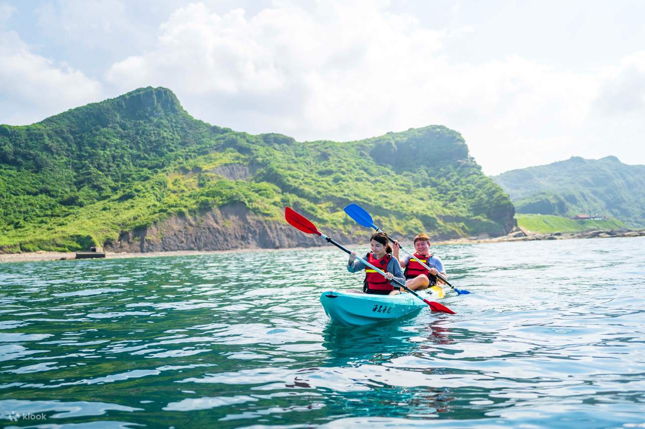 Elephant Trunk Rock, Ruifang: Island Hopping Voyage - SUP / Kayak ...