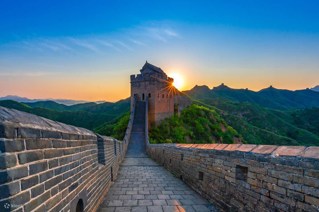 Beijing Badaling Great Wall + Ming Tombs Dingling Tomb + Bird's Nest ...