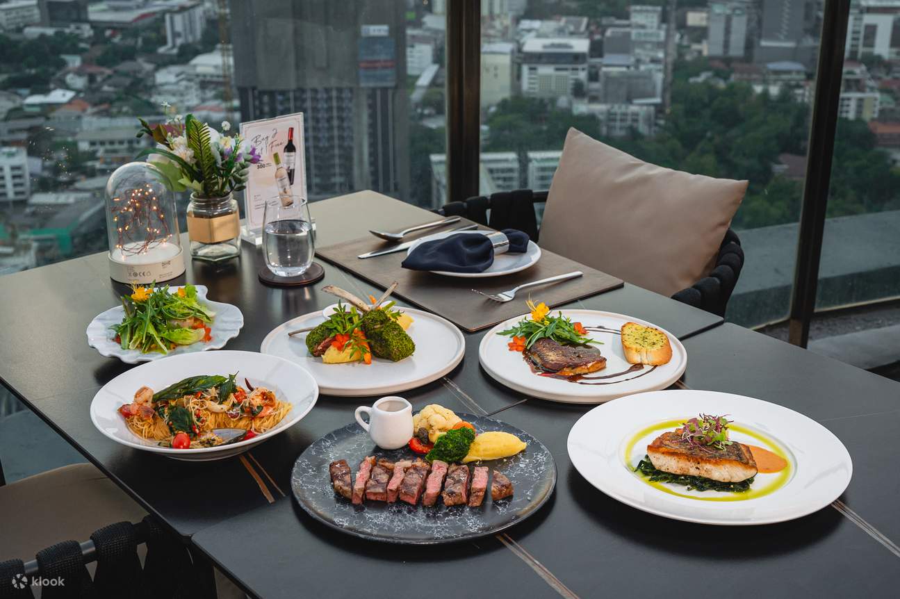 Cielo Sky Bar & Restaurant บนชั้นดาดฟ้า - Klook ประเทศไทย