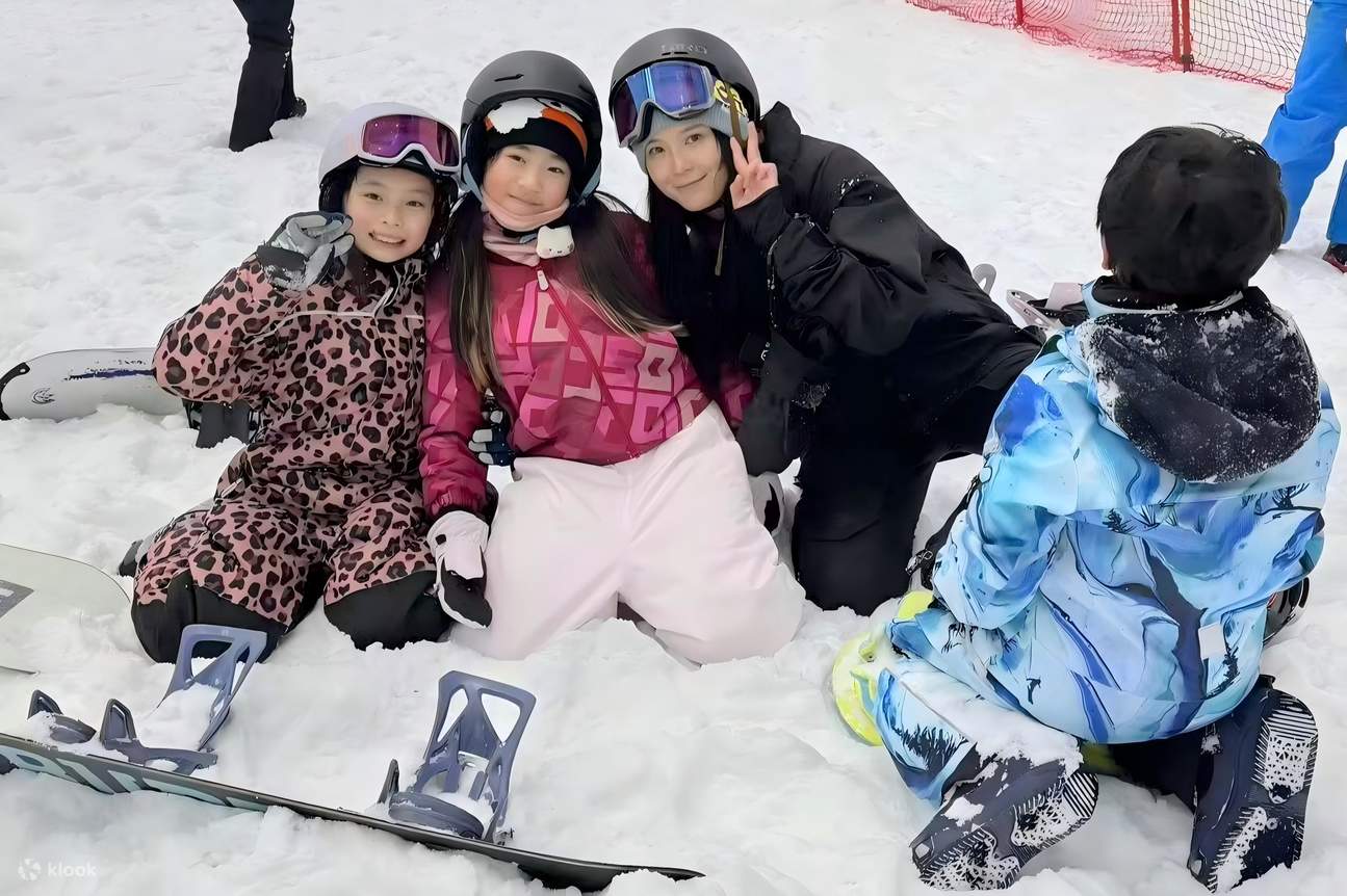 Plume Ridge Snowsports|Weekend Super-Value Group Lessons -HuaFa - Klook ...