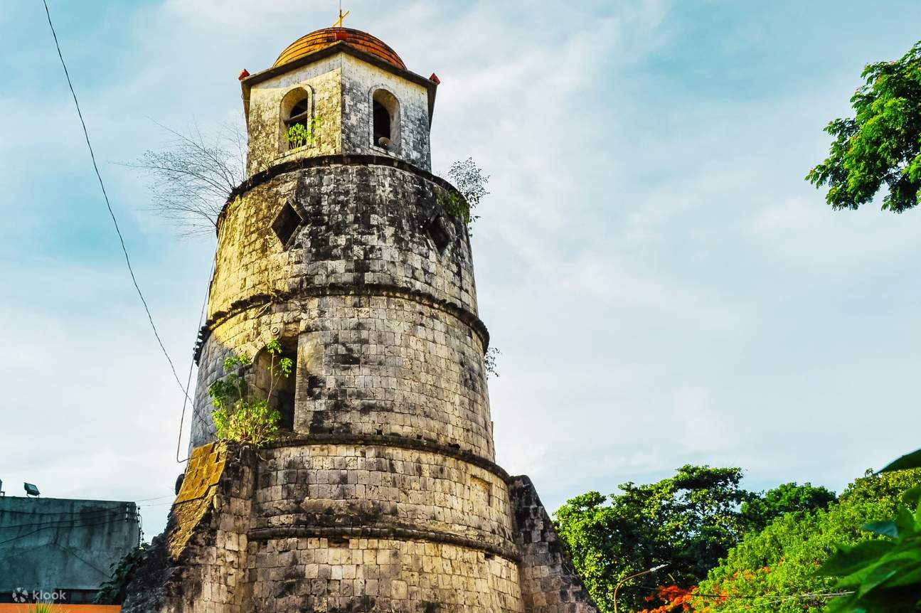 Jelajah Bandar Dumaguete dengan Side Trip ke Air Terjun Pulang Bato ...