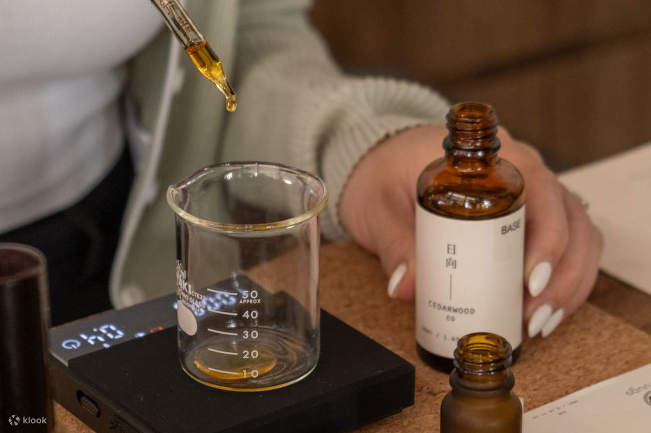 Essential Oil Blend, Natural Pocket Perfume & Mist Workshop in ...