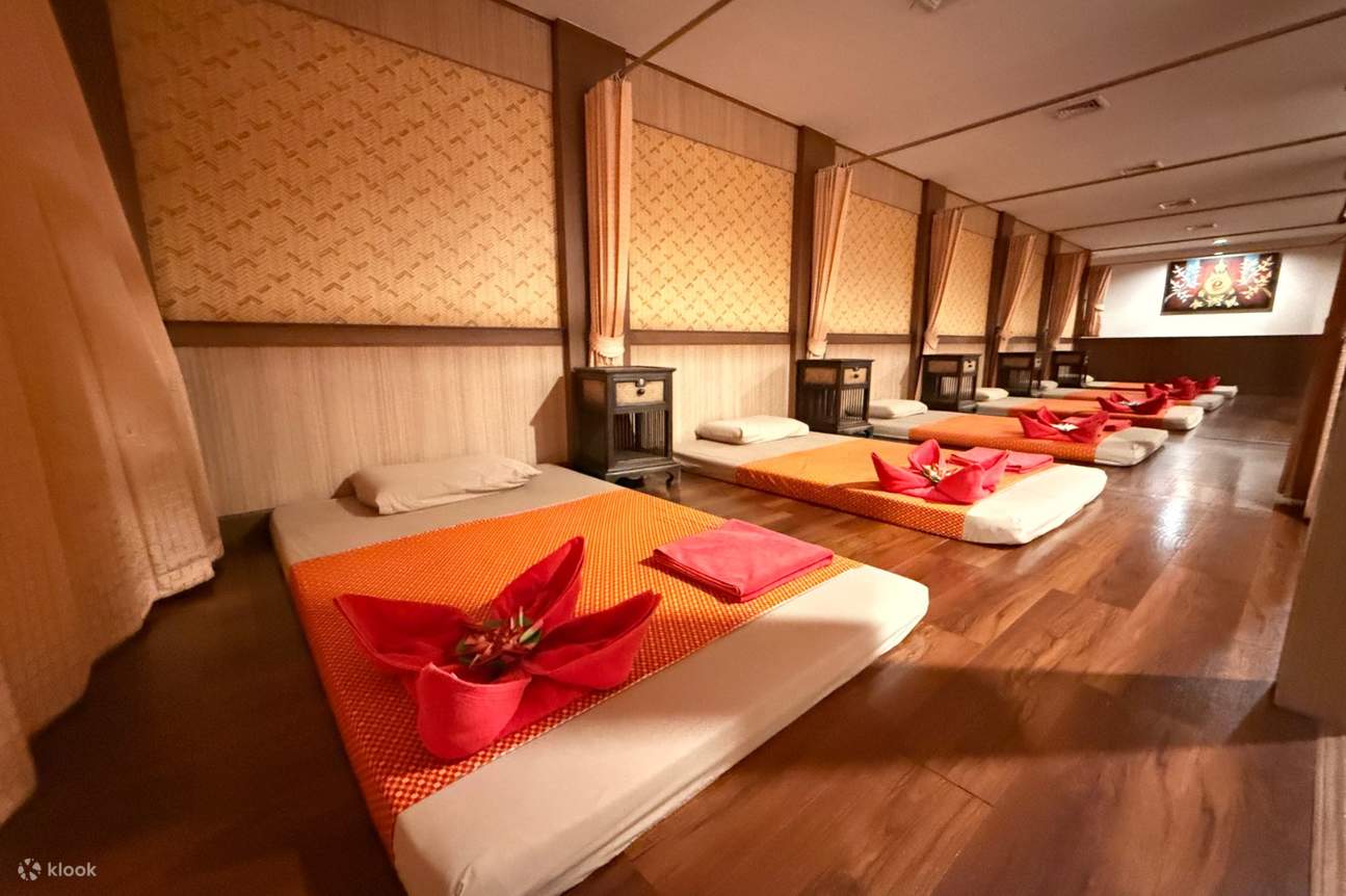 Bangrak Spa and Massage Experience in Bangkok - Klook