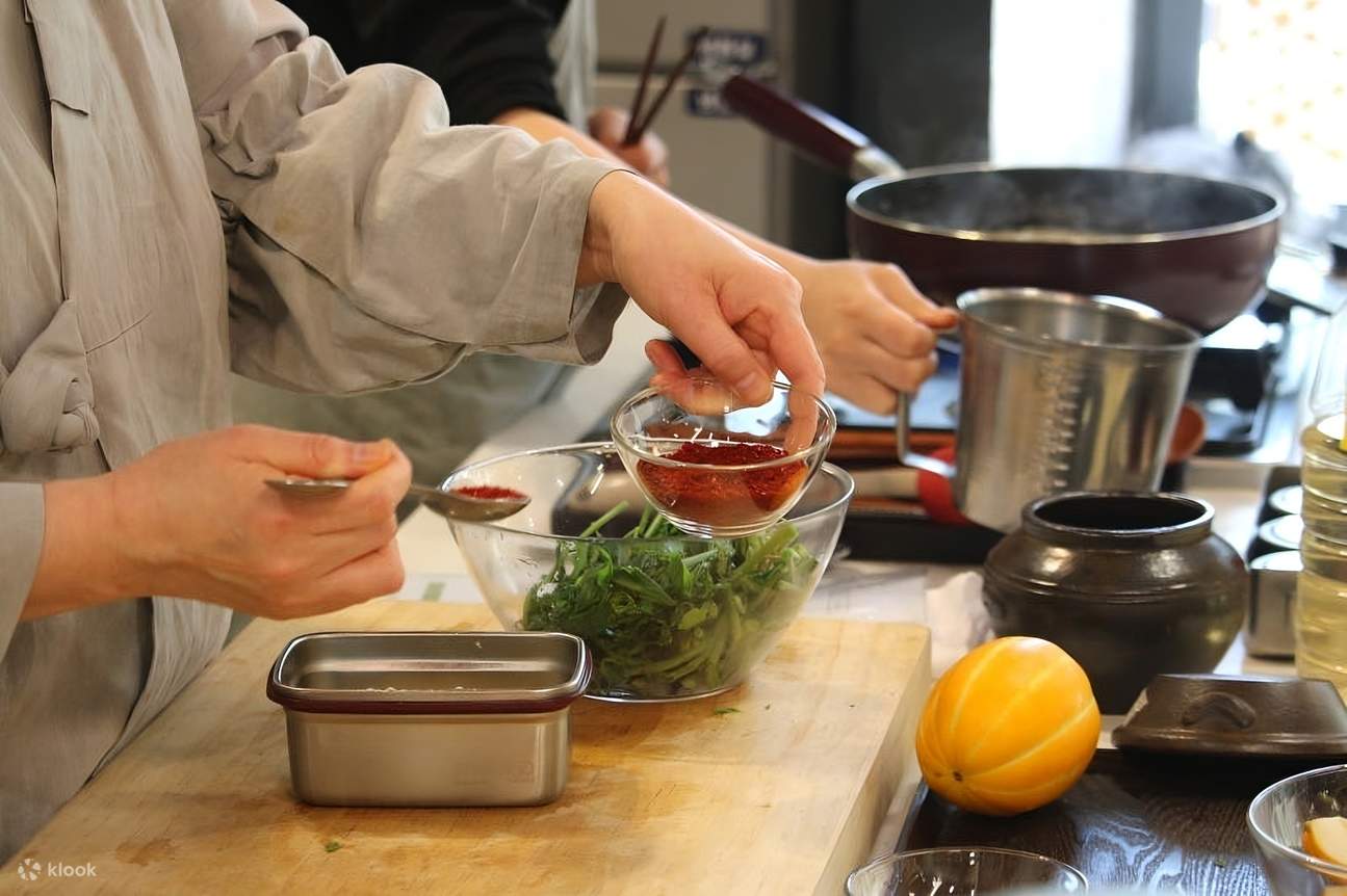 Seoul Market, Medicine, and Temple Vegan Cooking Experience - Klook ...