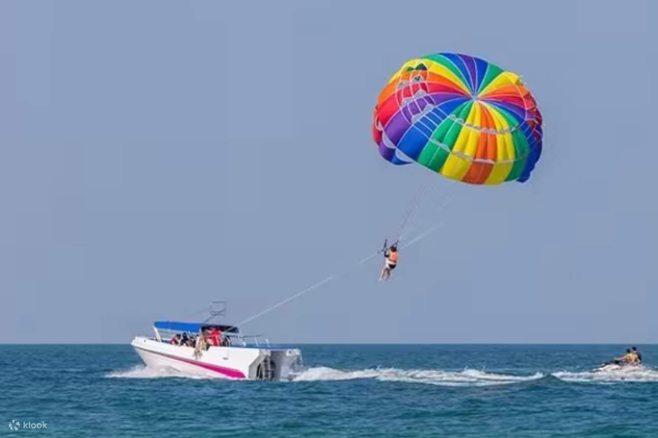 Baga Beach: Solo Parasailing Experience - Klook Australia