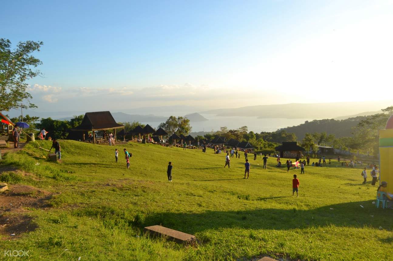 [SALE] Tagaytay City and Lemery Castle Full Day Tour from Manila ...