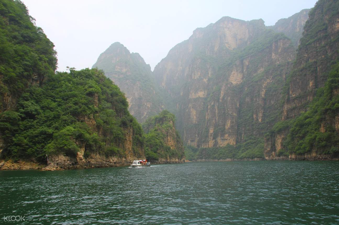 Great Wall of China, Longqingxia Ravine, & Longdi Jade Factory Private Tour