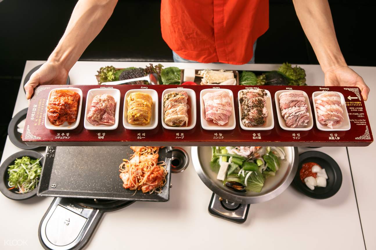 Palsaik Samgyumpsal Eight Flavors Pork Belly Set in Hongdae, Seoul