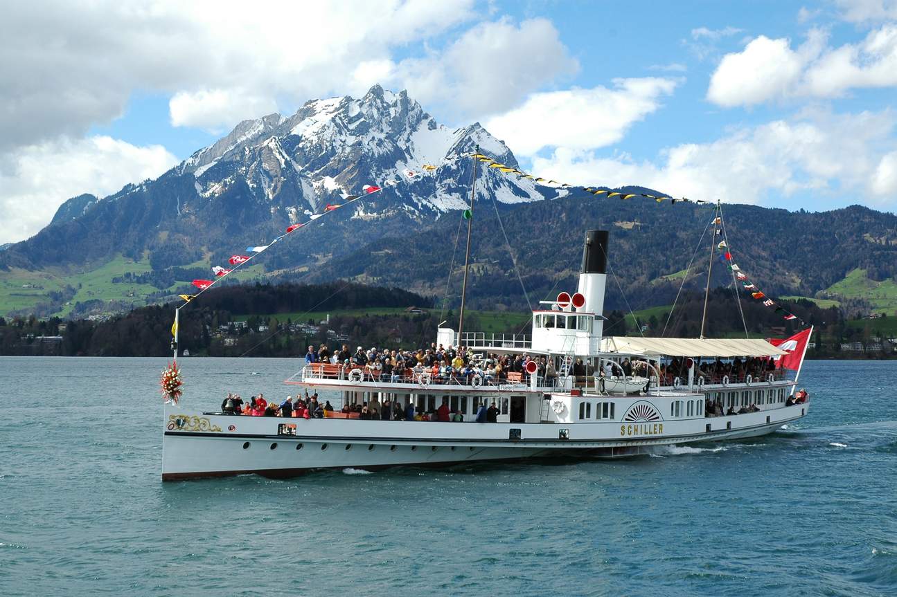 Day Trip to Mount Pilatus with Aerial Cable Car and Boat Ride (Zurich ...