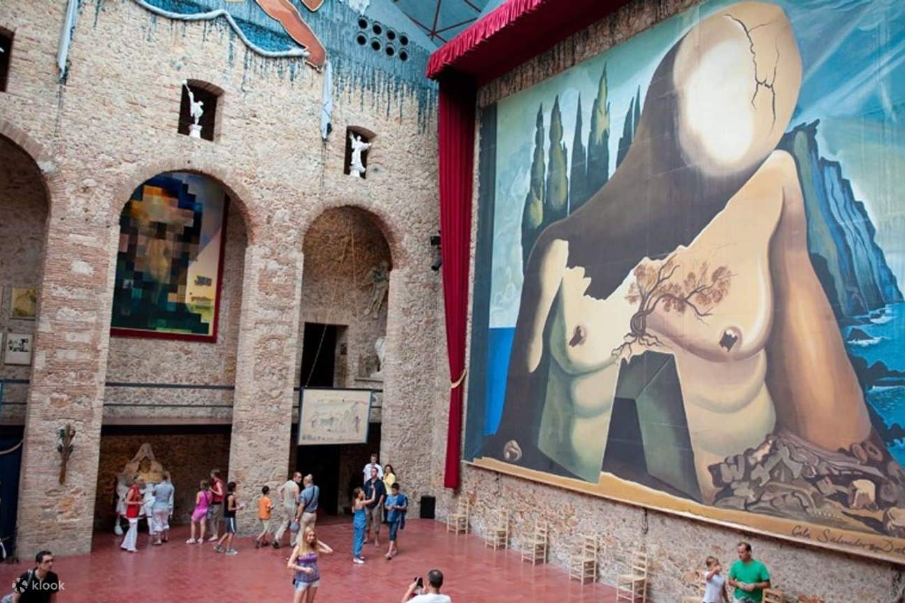 Dali Museum, Figueres and Cadaques Dali Day Tour from Barcelona - Klook ...