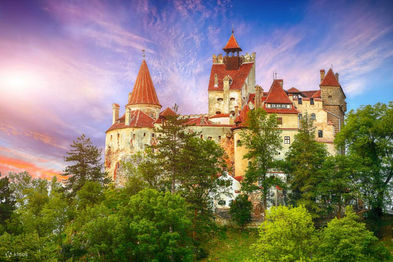 Day trip from Bucharest to Peles Castle, Bran Castle and Brasov - Klook ...