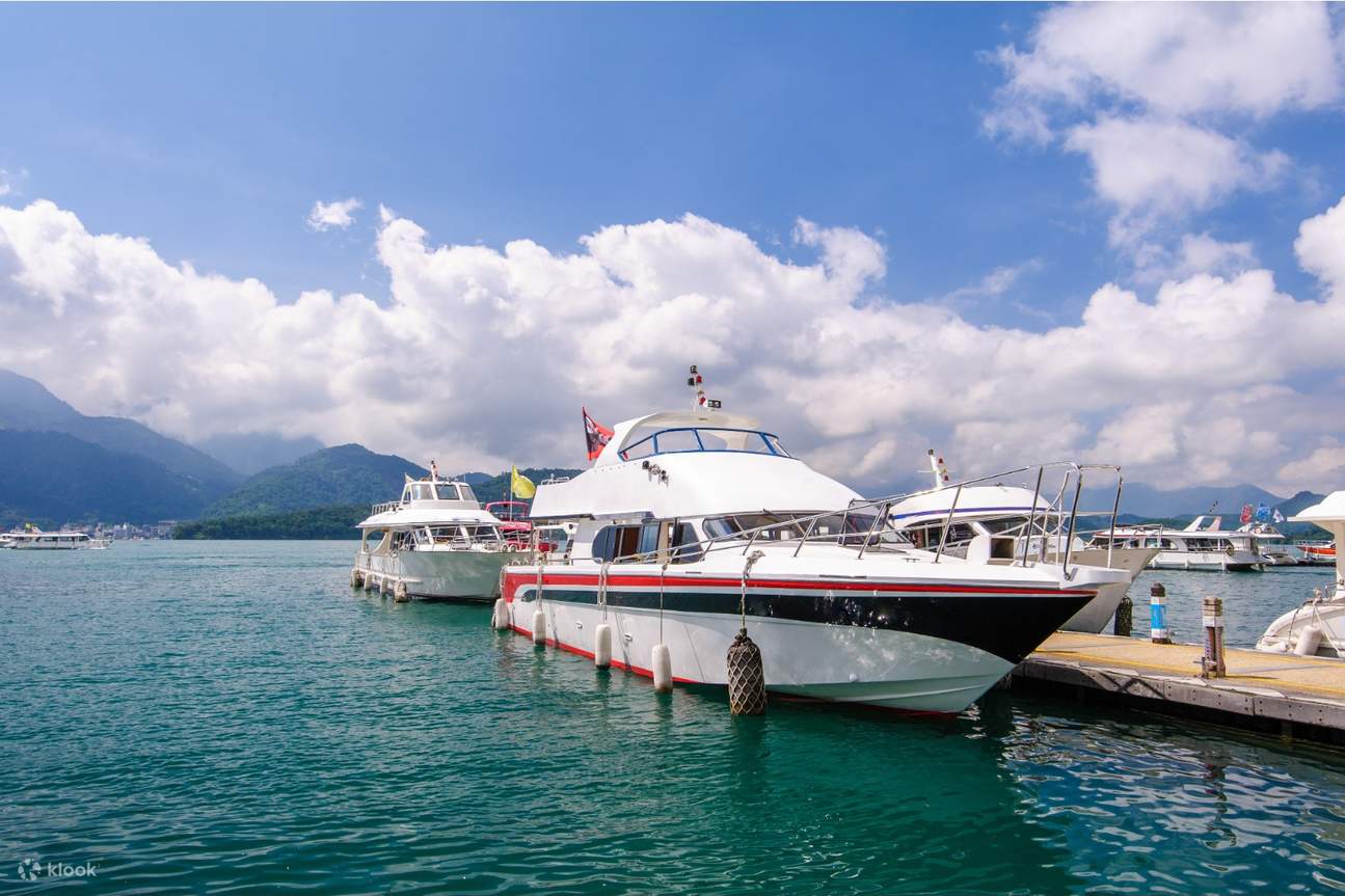 Nantou | Sun Moon Lake Scenic Day Tour | Departing from Taichung ...