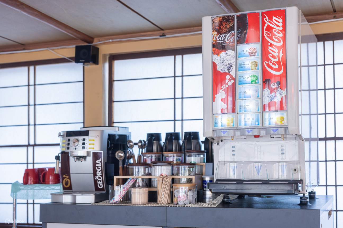 Tokyo | Yakatabune Night Cruise Tokyo Bay Experience (Including ...