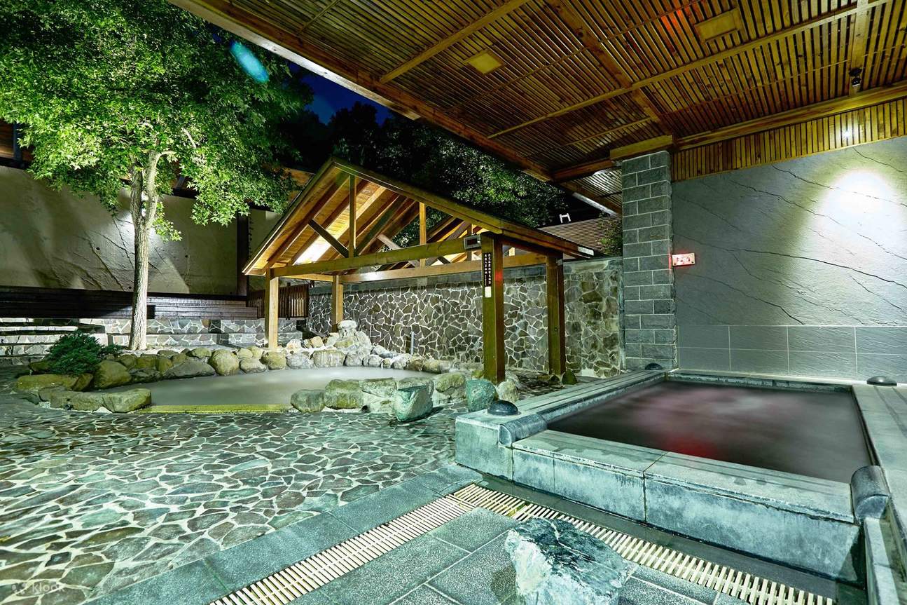 Guanziling, Tainan｜Lijing Hot Spring Resort｜He Feng Pavilion's ...