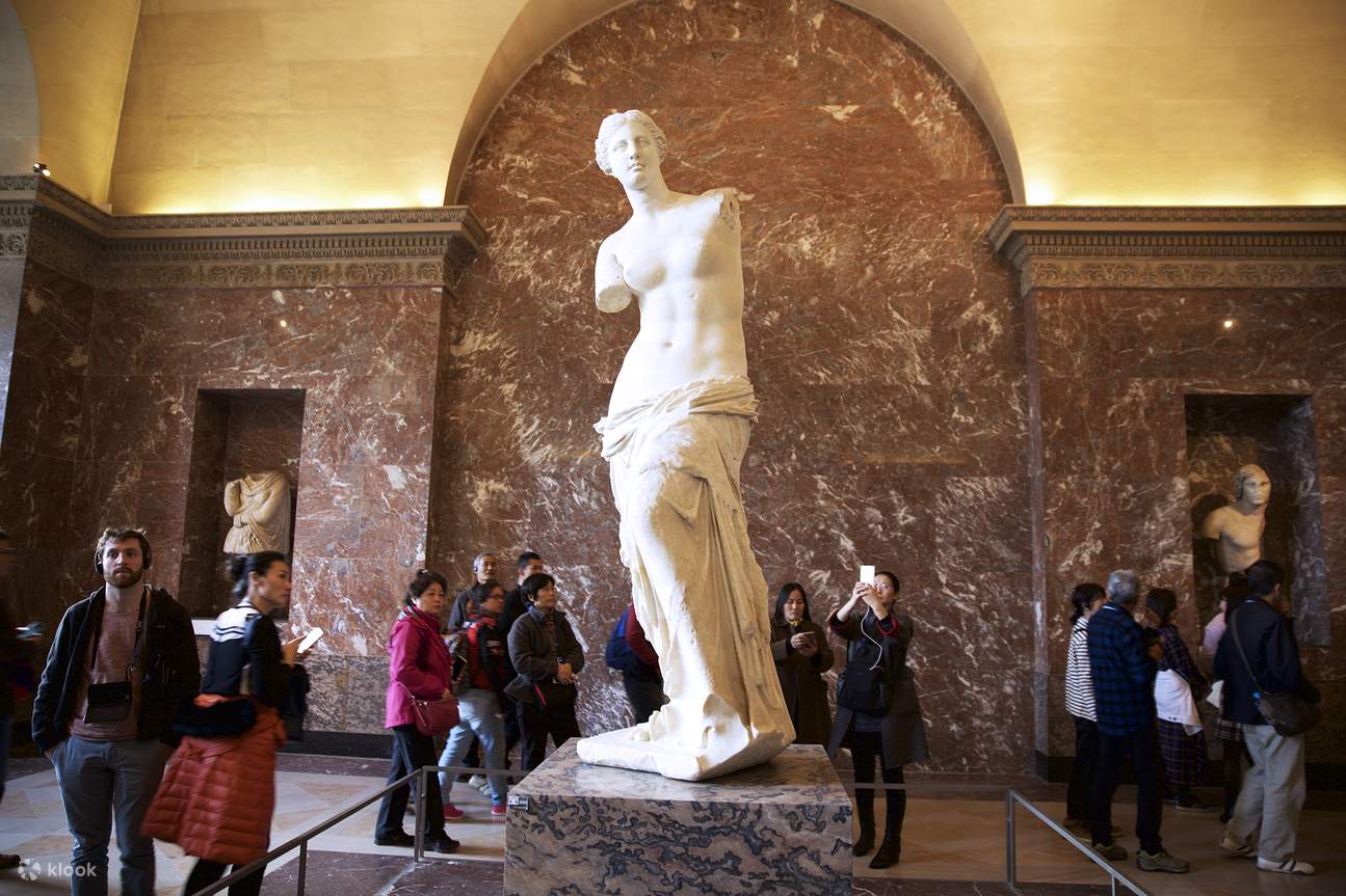 Louvre Museum highlights walking tour with skip the line ticket - Klook ...
