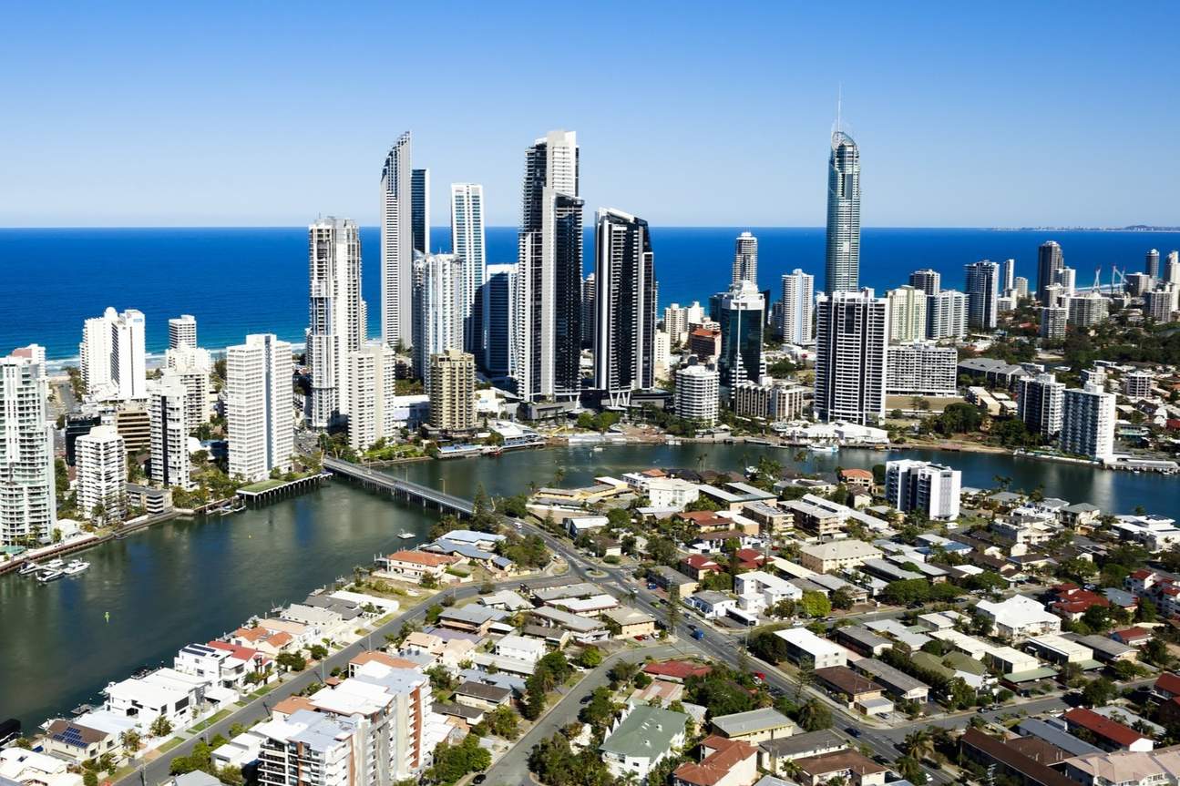 Boat Tour from Surfers Paradise to Tipplers, South Stradbroke Island ...