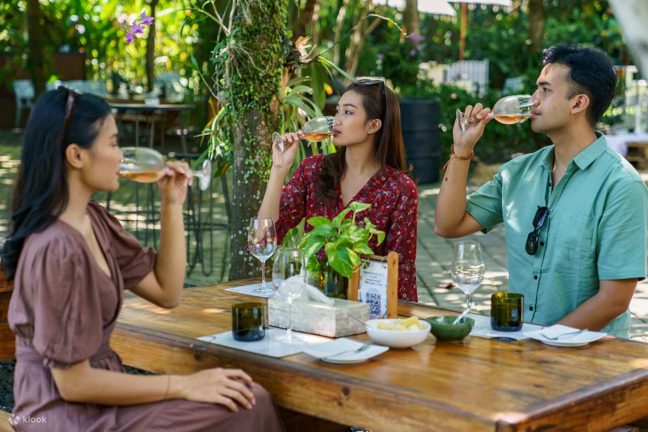 Sababay Winery Tour dengan Wine Tasting di Bali - Klook Indonesia