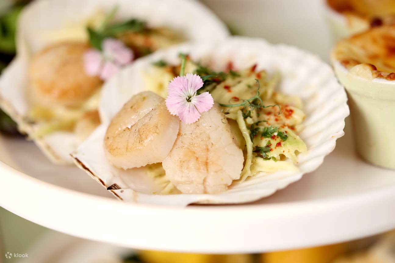 The Market at Hotel ICON | Buffet, Afternoon Tea | Durian Afternoon Tea ...