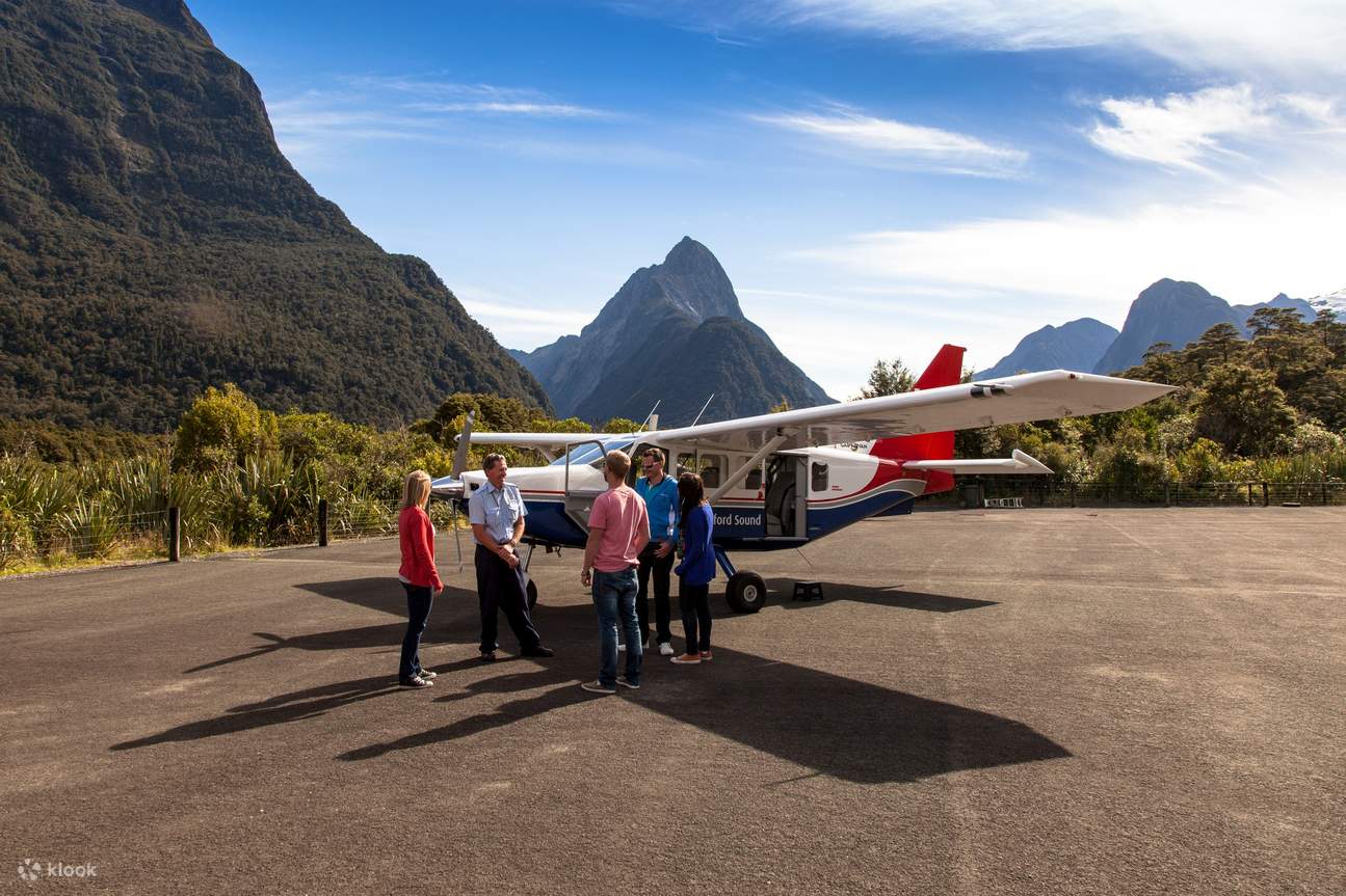 Fly Cruise Fly from Queenstown with Milford Sound Scenic Flights - Klook