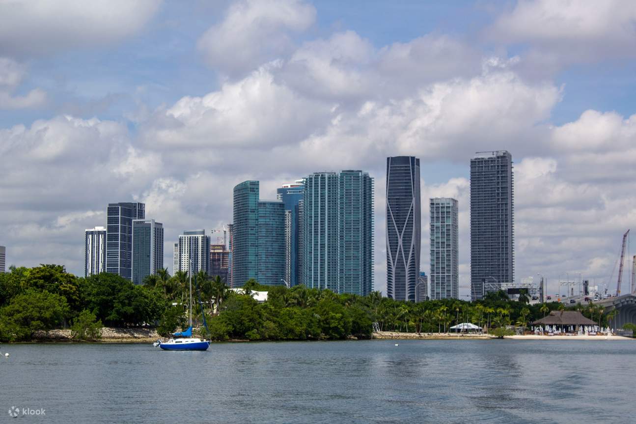 Jelajah Bot Agam Selebriti dan Miami Skylines - Klook Amerika Syarikat