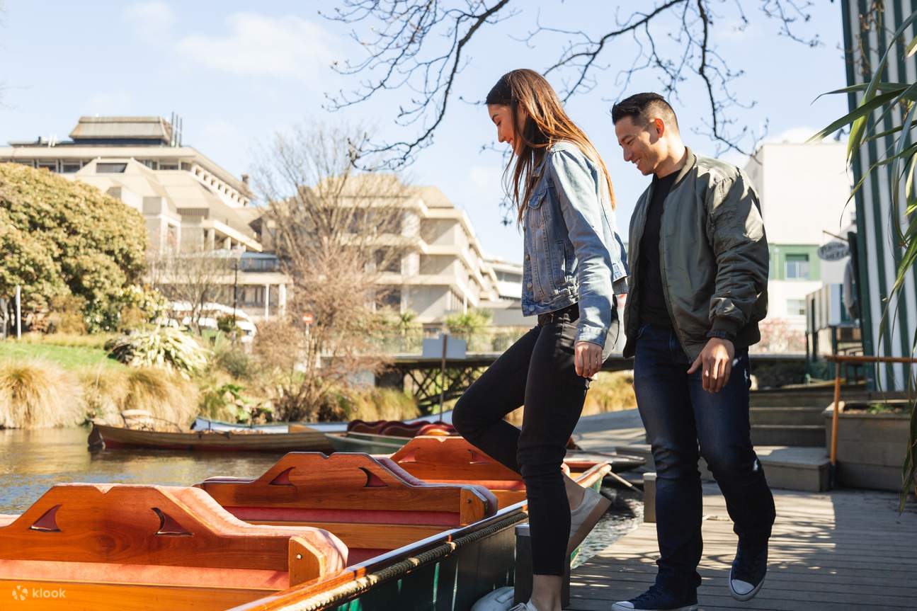 Punting on the Avon River in Christchurch Boat Tour - Klook