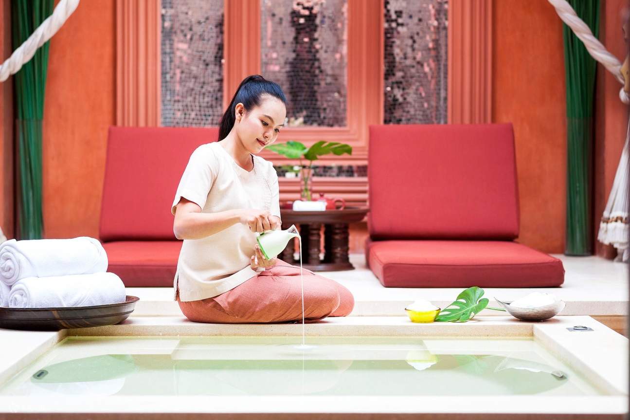 Urutan Terapeutik di THE BARAI Spa Hyatt Regency Hua Hin - Klook ...